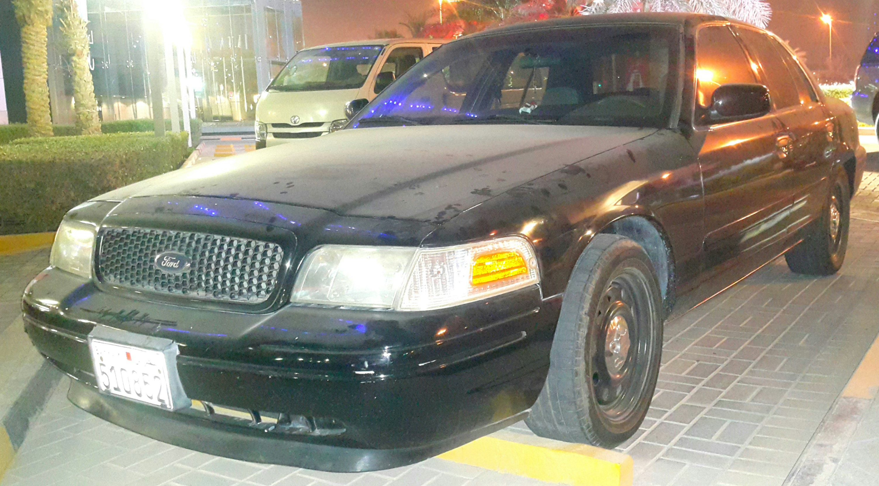 Ford Crown Vic "Police Interceptor" | GTPlanet