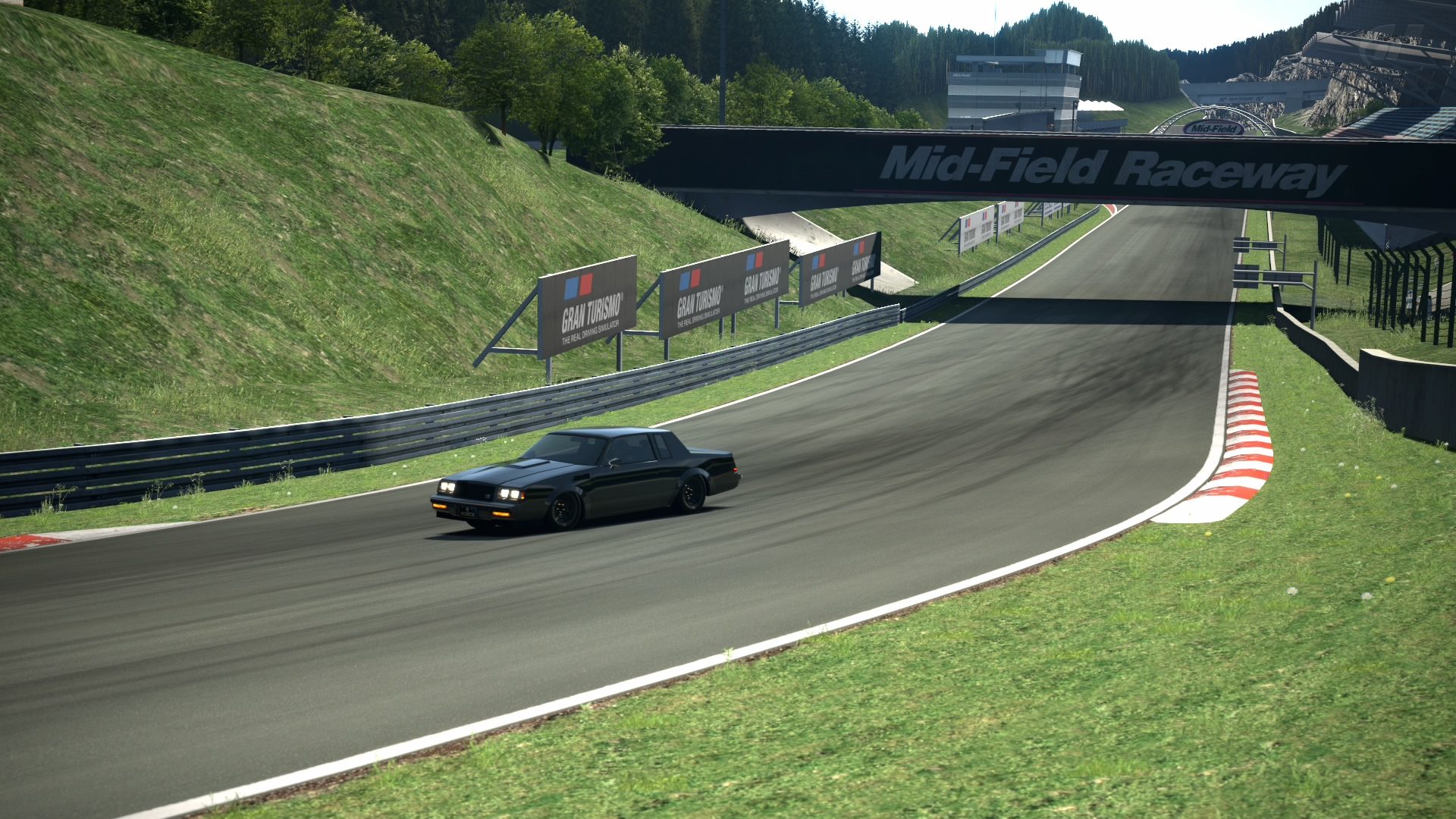 Mid-Field Raceway_7 | GTPlanet