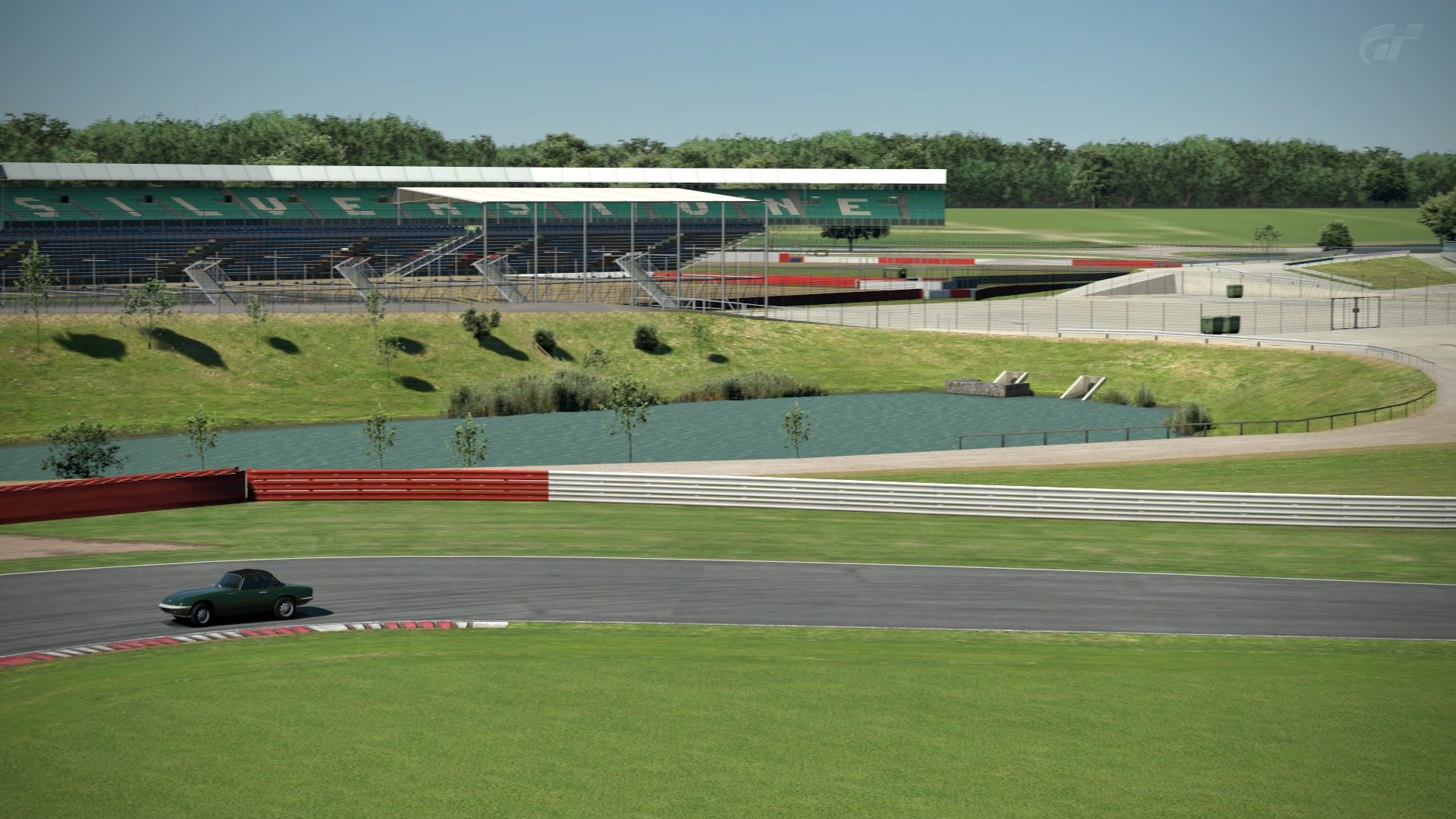 Silverstone The Stowe Circuit_12 | GTPlanet