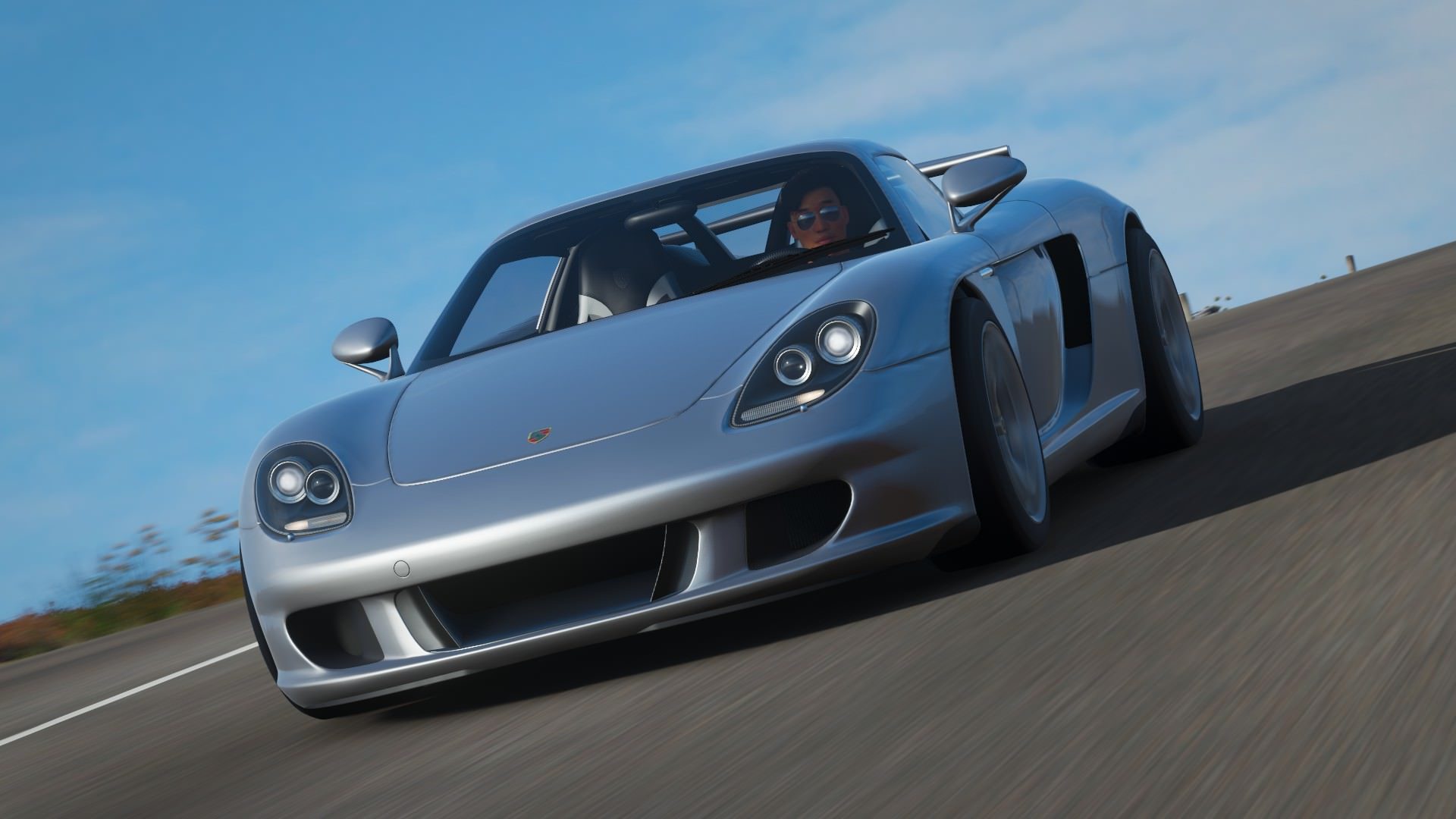 The other angle, IE the just as importnant front face of the Carrera GT ...