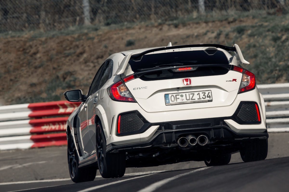 Honda’s Civic Type R Takes on the Nürburgring and Wins – GTPlanet