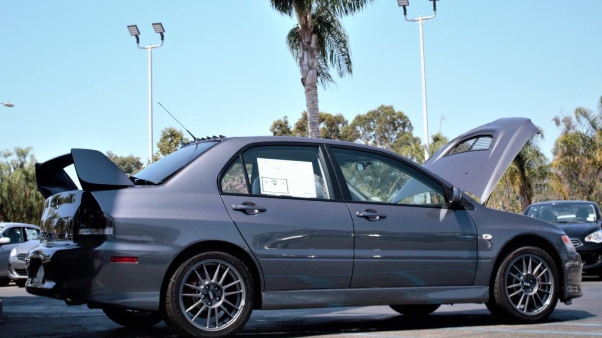 Factory Mint Lancer Evo IX Sold For Over $130,000? Only in America ...