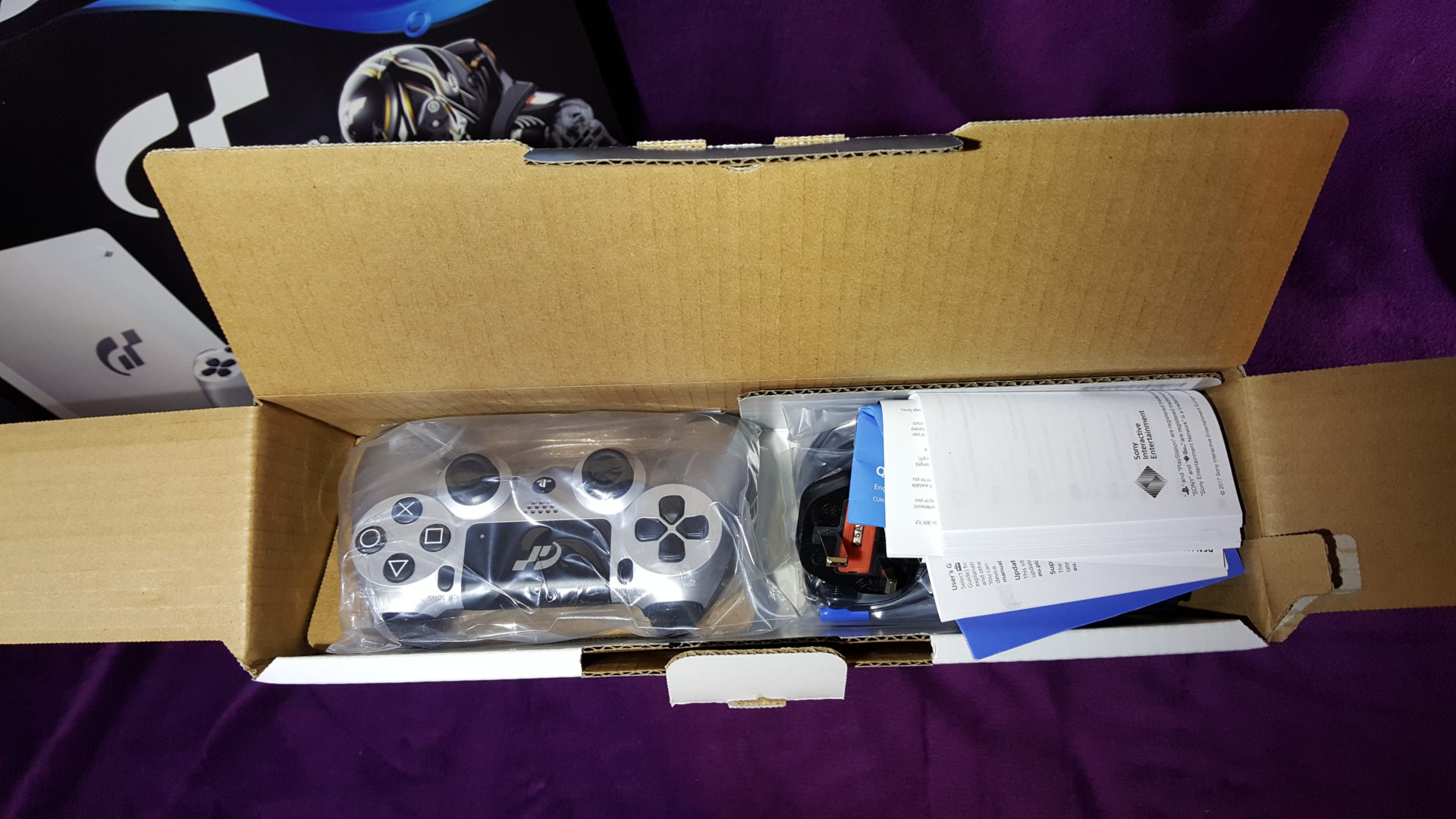 Unboxing GT Sport’s Limited Edition PS4 and Collector’s Edition – GTPlanet