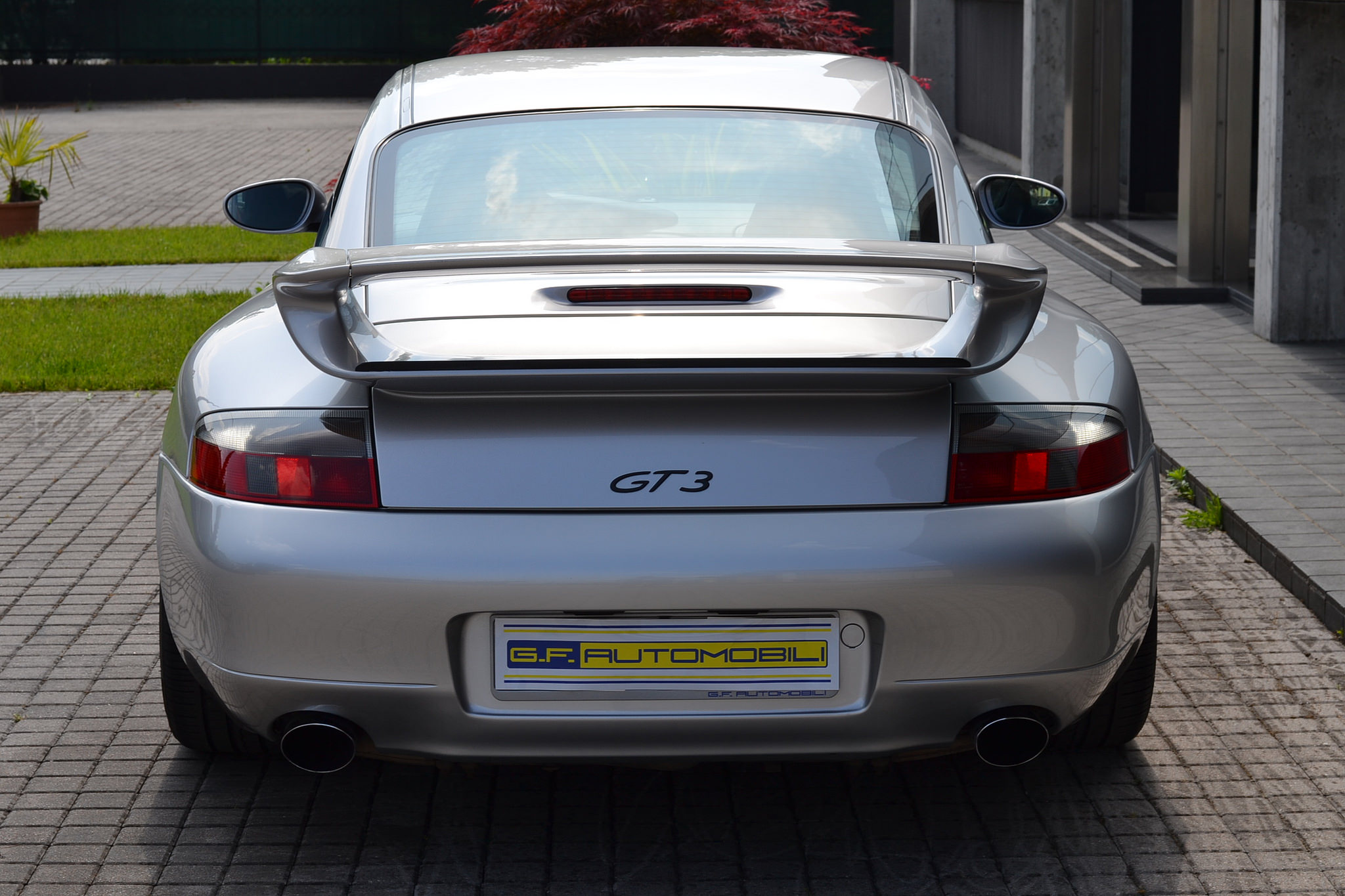 What Makes the Porsche 996 911 GT3 Special?