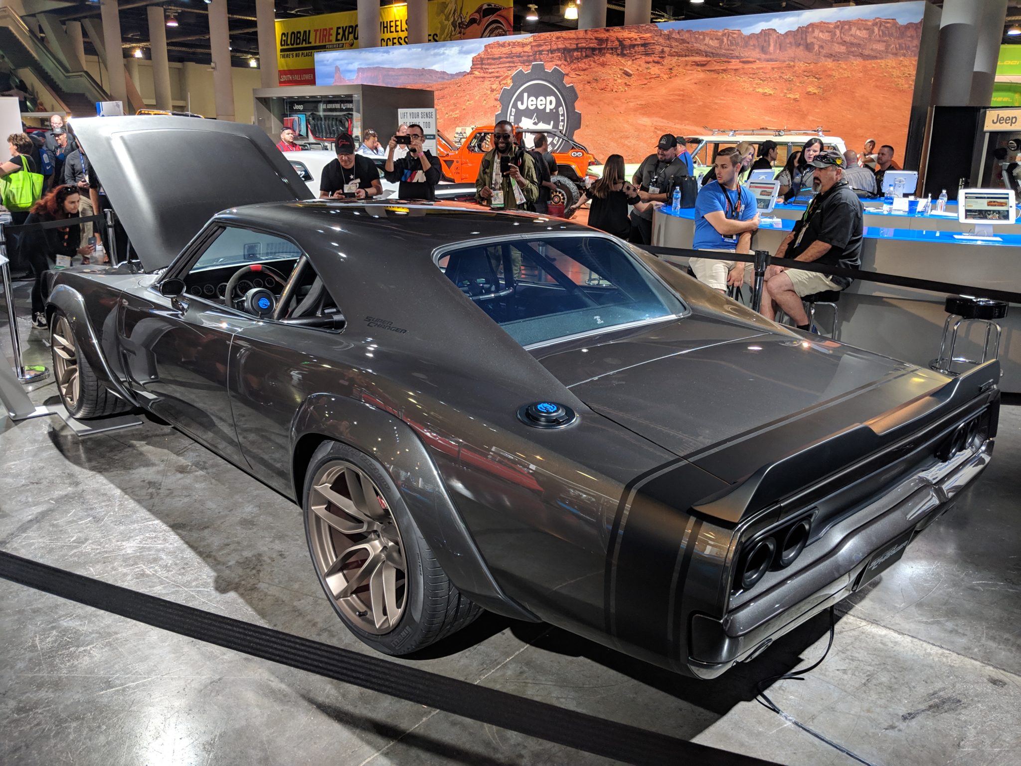 My First SEMA Experience: The Good, The Bad, and the Onslaught of Brodozers