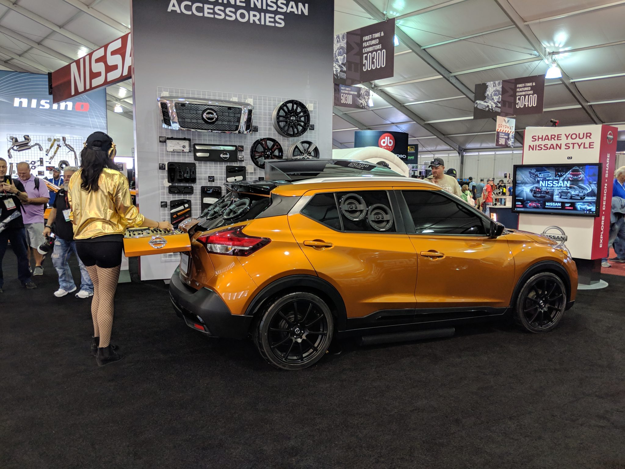 My First SEMA Experience: The Good, The Bad, and the Onslaught of Brodozers