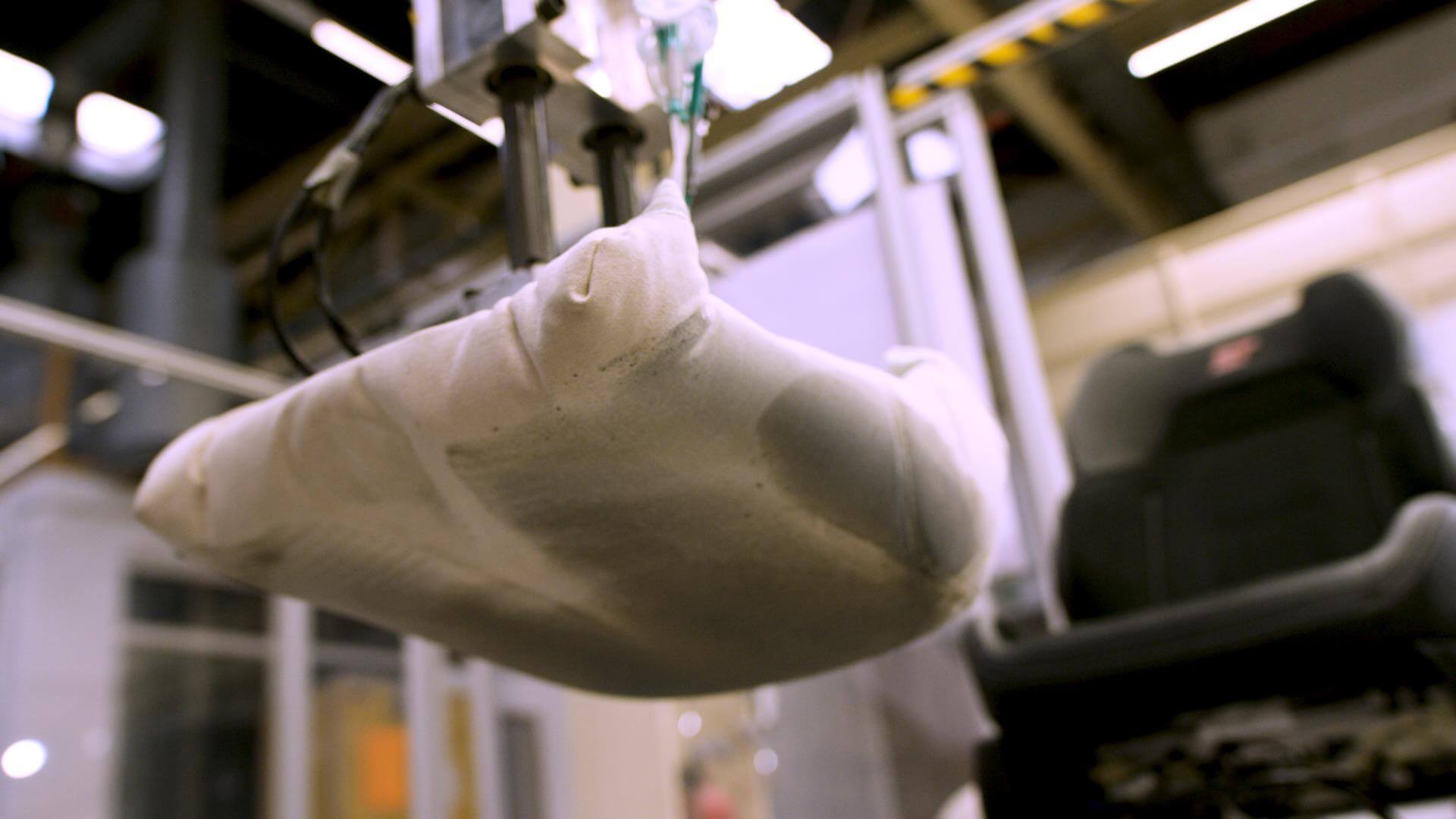 Ford’s Robot Booty Helps Make Your Car Seat Comfy For a Decade – GTPlanet
