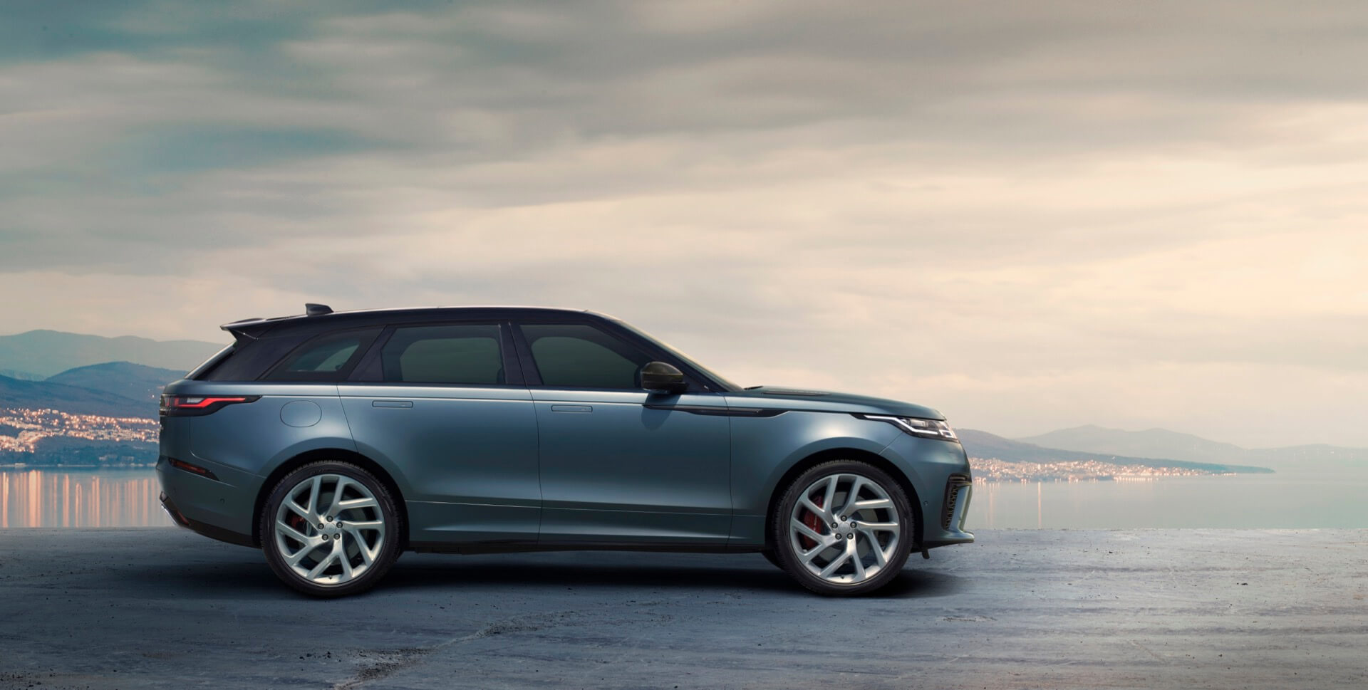 Land Rover Hot Rods the Range Rover Velar with 550hp SVAutobiography ...