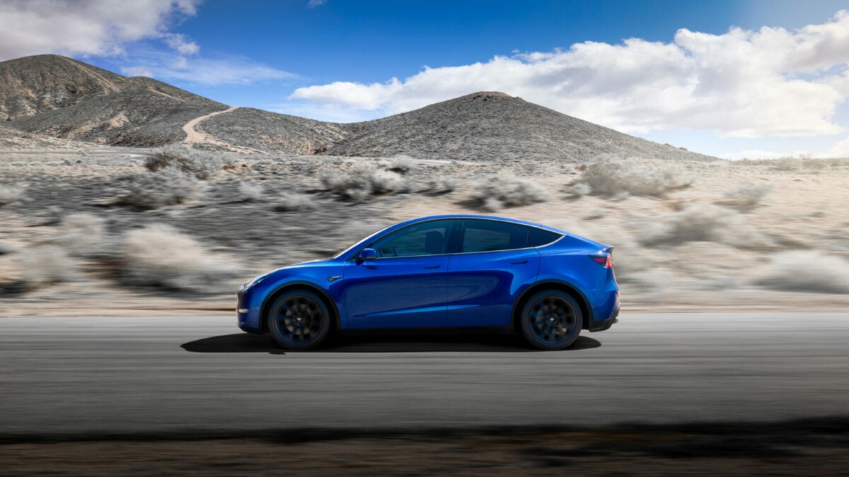 Tesla Model Y Revealed: Compact All-Electric Crossover Arrives 2020 ...
