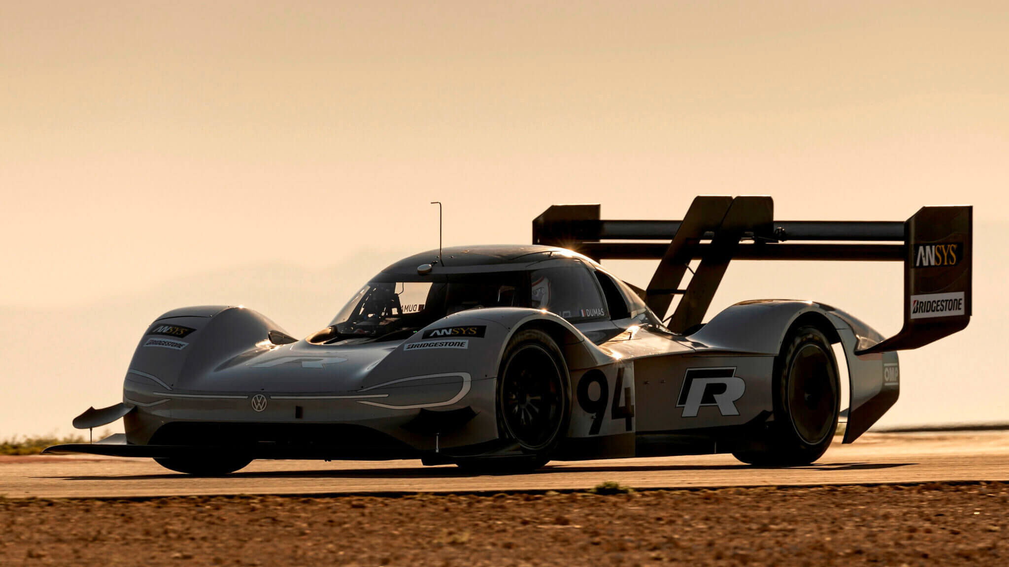 Watch Volkswagen Prepare the ID R for a Nurburgring Time Attack – GTPlanet