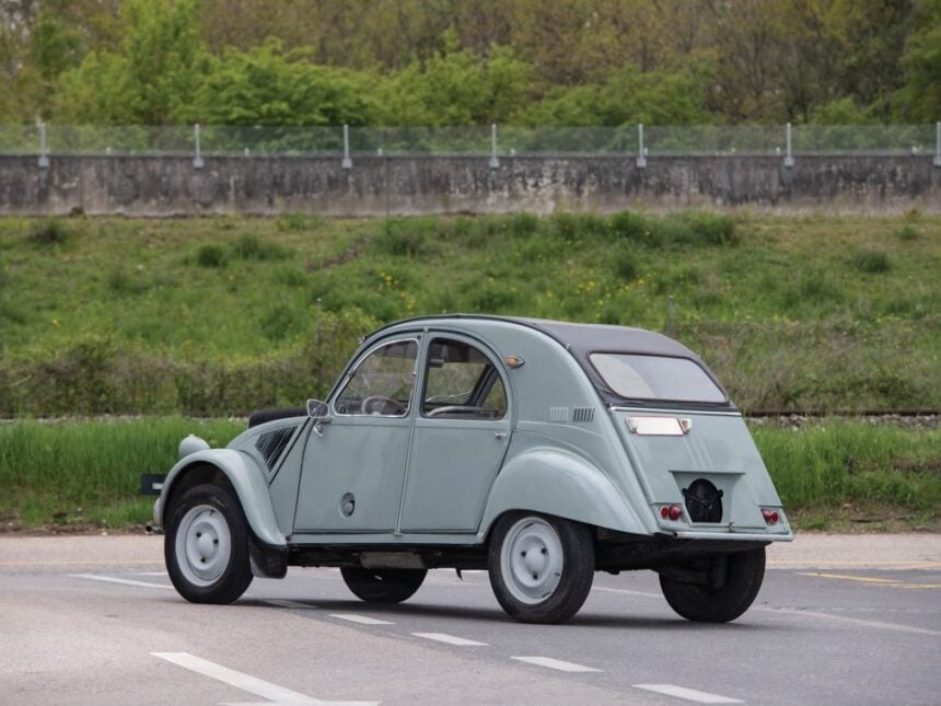 The Citroën 2CV Sahara Is the Quirky French Off-Roader That Took on ...
