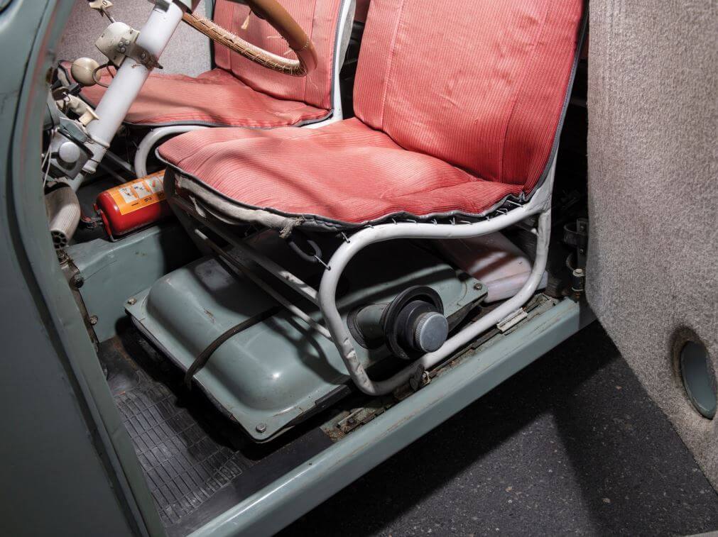 The Citroën 2CV Sahara Is the Quirky French Off-Roader That Took on Africa