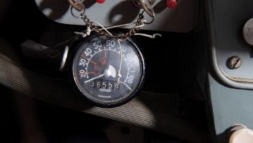 The Citroën 2CV Sahara Is the Quirky French Off-Roader That Took on ...