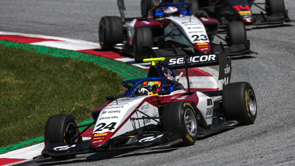 Igor Fraga Endures Difficult But Productive Formula 3 Debut – GTPlanet