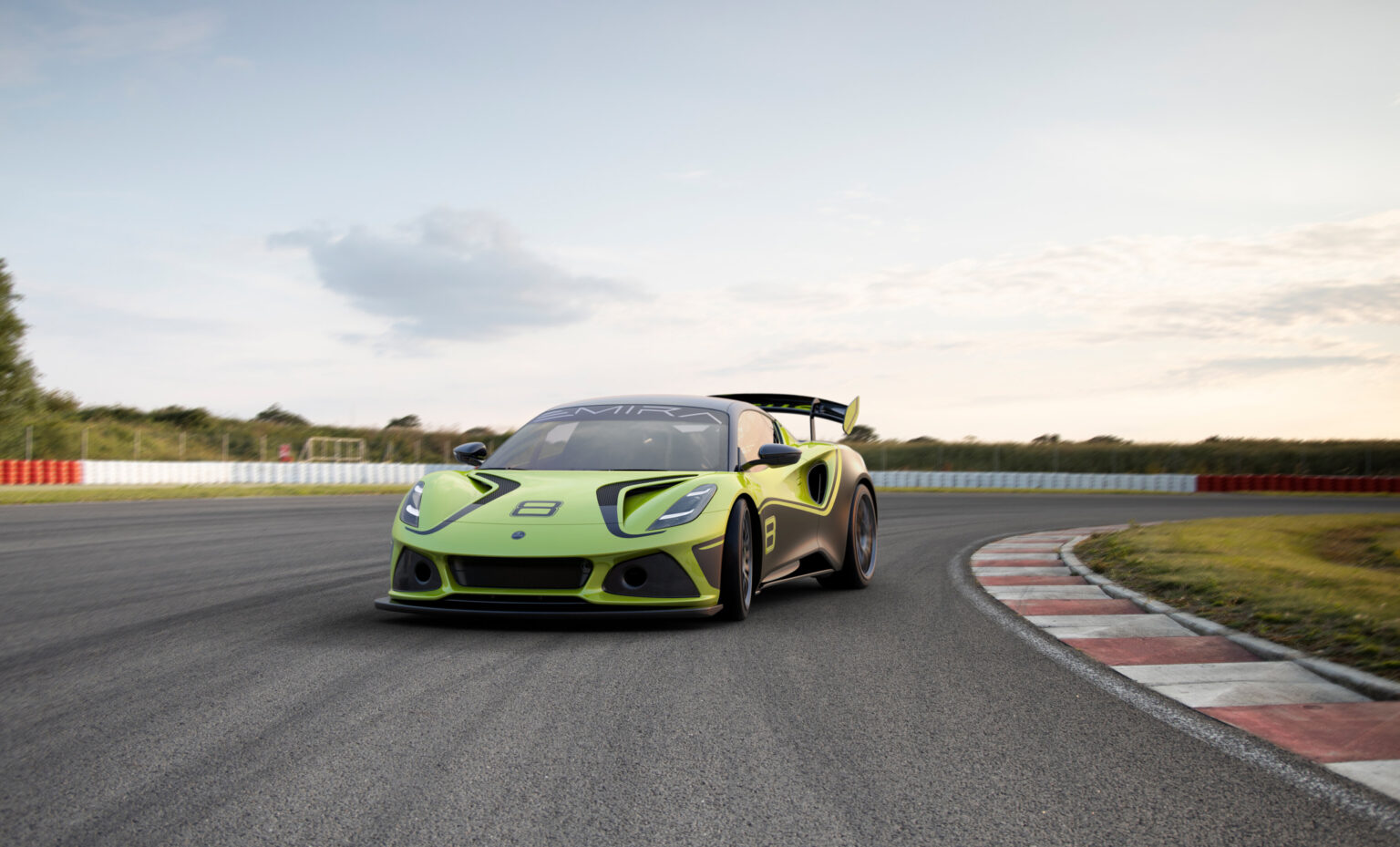 Lotus Reveals New Emira GT4 for 2022 – GTPlanet